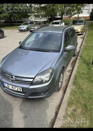 Grey Opel Astra 2006 in Riga, with an engine capacity of 1.60 L and mileage of 287 thousand km for 700 €, photo  on AUTOMOTO.COM.LV