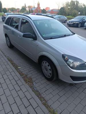 Pelēks Opel Astra 2006 Klaipėda, ar dzinēja tilpumu 1.91 L un nobraukumu 301 tūkst. km par 1100 €, foto 5 vietnē AUTOMOTO.COM.LV