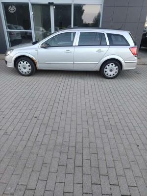 Pelēks Opel Astra 2006 Klaipėda, ar dzinēja tilpumu 1.91 L un nobraukumu 301 tūkst. km par 1100 €, foto 6 vietnē AUTOMOTO.COM.LV