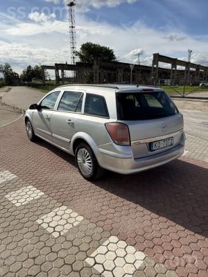 Серый Опель Астра 2006 в Елгава, объемом двигателя 1.90 л и пробегом 297 тыс. км за 1500 €, фото 4 на AUTOMOTO.COM.LV
