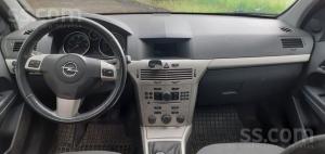 Pelēks Opel Astra 2007 Jēkabpils, ar dzinēja tilpumu 1.90 L un nobraukumu 336 tūkst. km par 5000 €, foto 4 vietnē AUTOMOTO.COM.LV