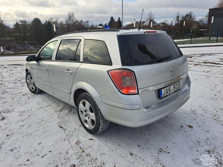 Pelēks Opel Astra 2007 Kauņa, ar dzinēja tilpumu 1.90 L un nobraukumu 275 tūkst. km par 1290 €, foto 20 vietnē AUTOMOTO.COM.LV