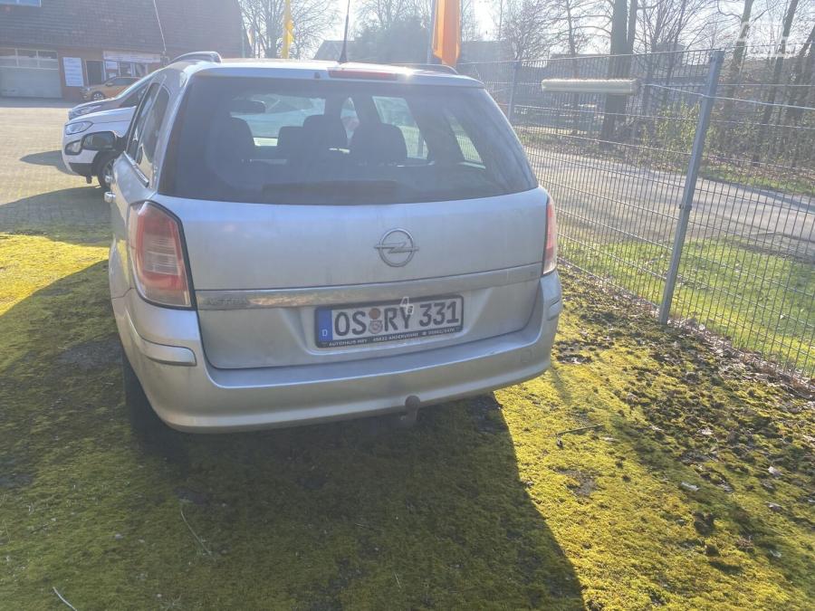 Grey Opel Astra 2007 in Marijampole, with an engine capacity of 1.60 L and mileage of 260 thousand km for 1350 €, photo 7 on AUTOMOTO.COM.LV
