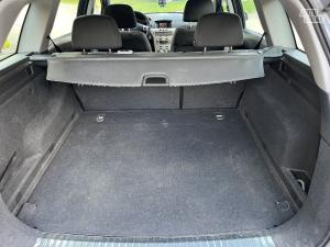 Grey Opel Astra 2007 in Siauliai, with an engine capacity of 1.70 L and mileage of 302 thousand km for 1300 €, photo 11 on AUTOMOTO.COM.LV