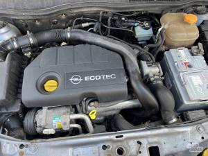 Grey Opel Astra 2007 in Siauliai, with an engine capacity of 1.70 L and mileage of 302 thousand km for 1300 €, photo 19 on AUTOMOTO.COM.LV