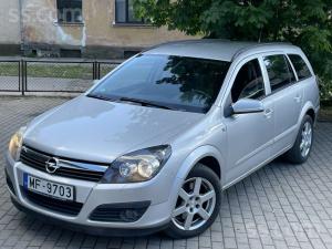 Pelēks Opel Astra 2007 Rīga, ar dzinēja tilpumu 1.90 L un nobraukumu 290 tūkst. km par 1600 €, foto 1 vietnē AUTOMOTO.COM.LV