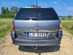 Pelēks Opel Astra 2007 Rīga, ar dzinēja tilpumu 1.90 L un nobraukumu 293 tūkst. km par 1990 €, foto 7 vietnē AUTOMOTO.COM.LV