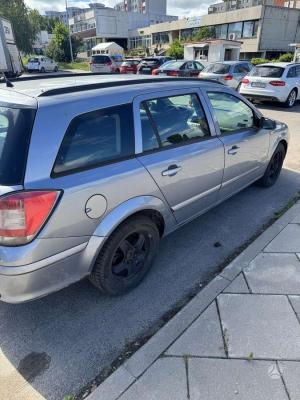 Pelēks Opel Astra 2007 Kauņa, ar dzinēja tilpumu 1.60 L un nobraukumu 162 tūkst. km par 1100 €, foto 8 vietnē AUTOMOTO.COM.LV