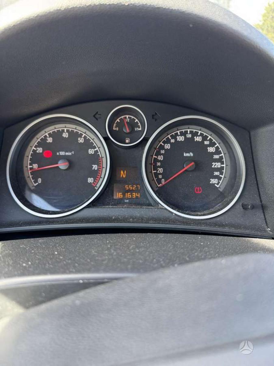Pelēks Opel Astra 2007 Kauņa, ar dzinēja tilpumu 1.60 L un nobraukumu 162 tūkst. km par 1100 €, foto 10 vietnē AUTOMOTO.COM.LV