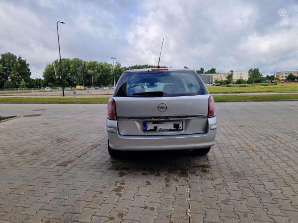 Pelēks Opel Astra 2007 Viļņa, ar dzinēja tilpumu 1.60 L un nobraukumu 283 tūkst. km par 1499 €, foto 6 vietnē AUTOMOTO.COM.LV