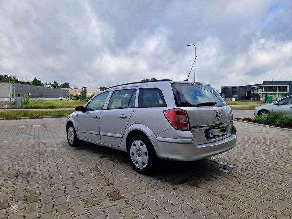 Pelēks Opel Astra 2007 Viļņa, ar dzinēja tilpumu 1.60 L un nobraukumu 283 tūkst. km par 1499 €, foto 7 vietnē AUTOMOTO.COM.LV