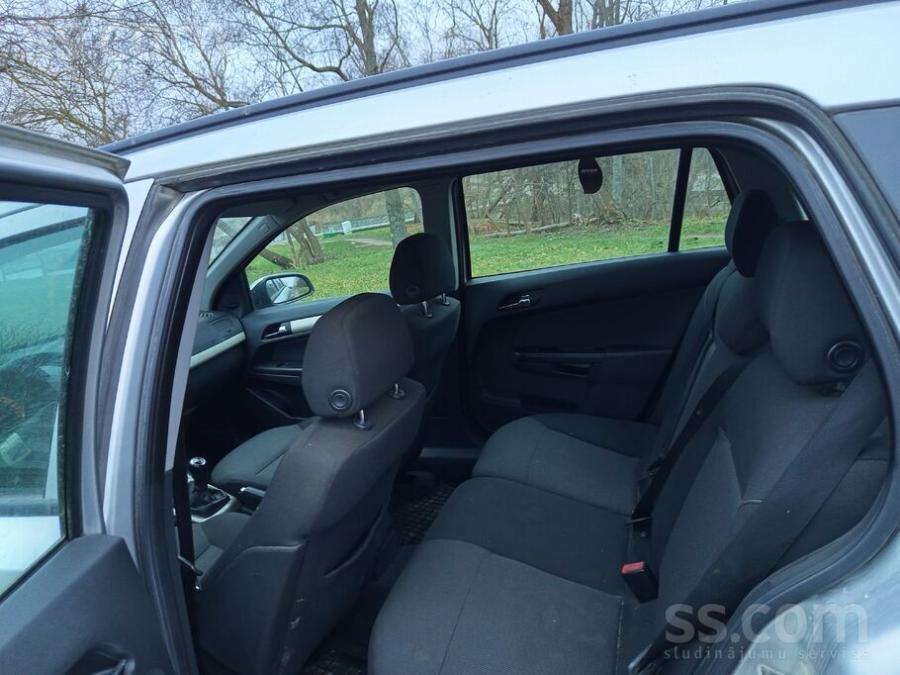 Pelēks Opel Astra 2007 Dobele, ar dzinēja tilpumu 1.90 L un nobraukumu 345 tūkst. km par 1200 €, foto 8 vietnē AUTOMOTO.COM.LV