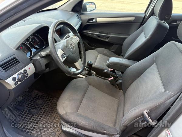 Grey Opel Astra 2007 in Tallinn, with an engine capacity of 1.70 L and mileage of 0 thousand km for 650 €, photo 9 on AUTOMOTO.COM.LV