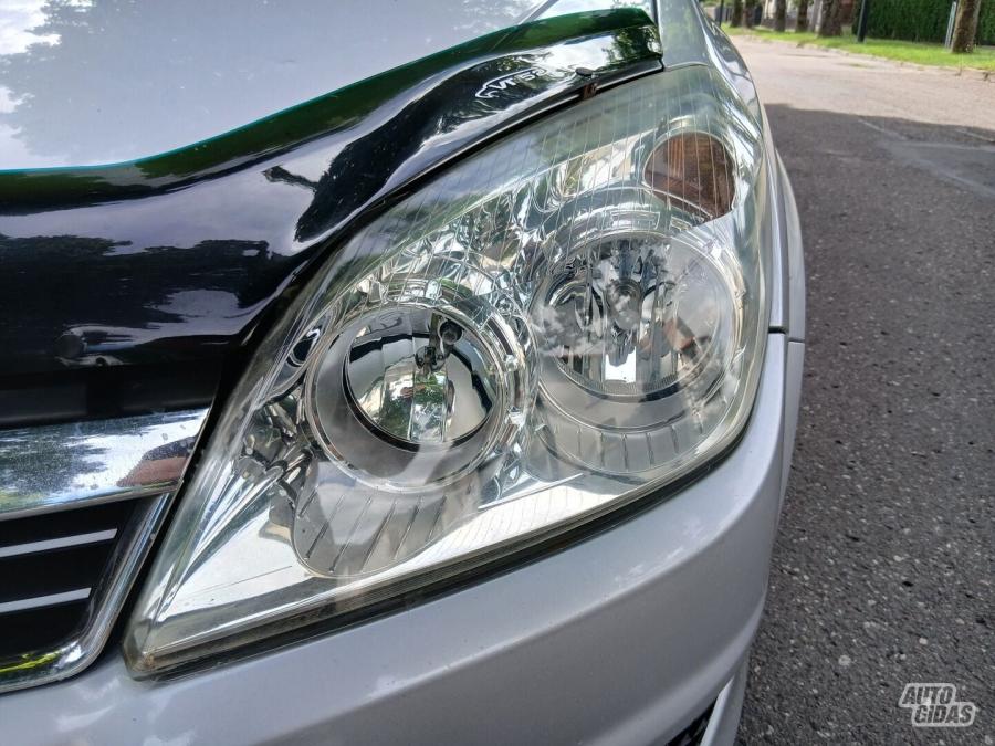 Grey Opel Astra 2007 in Alytus, with an engine capacity of 1.90 L and mileage of 417 thousand km for 1050 €, photo 5 on AUTOMOTO.COM.LV