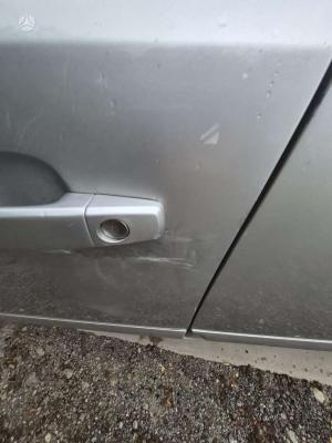 Grey Opel Astra 2007 in Panevezys, with an engine capacity of 1.91 L and mileage of 269 thousand km for 1250 €, photo 8 on AUTOMOTO.COM.LV