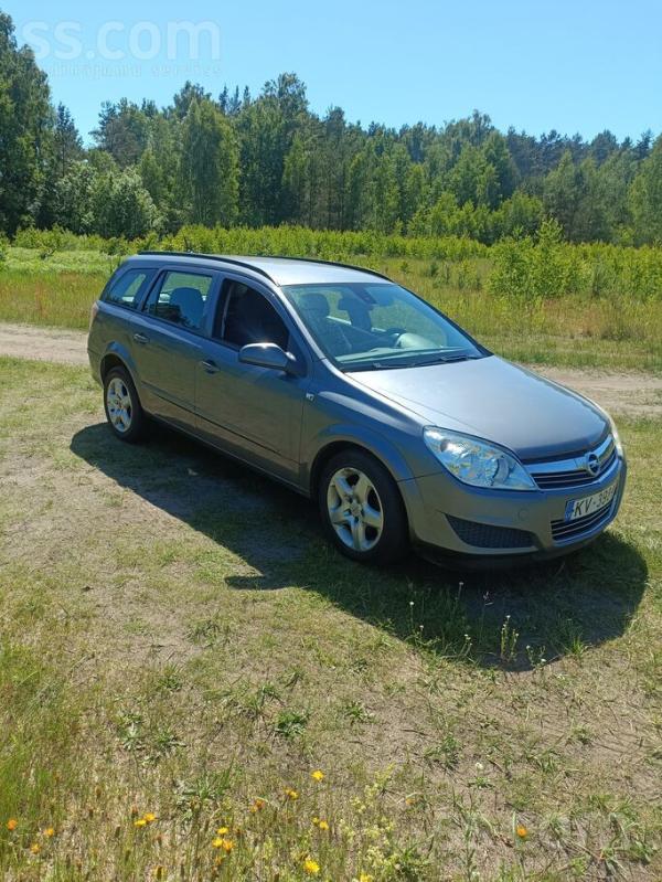 Опель Астра 2007 в Рига на AUTOMOTO.COM.LV Серый Опель Астра 2007 в Рига, объемом двигателя 1.70 л и пробегом 325 тыс. км за 950 €, фото 4 на AUTOMOTO.COM.LV