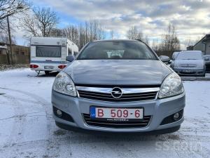 Pelēks Opel Astra 2008 Limbaži, ar dzinēja tilpumu 1.90 L un nobraukumu 254 tūkst. km par 3150 €, foto 2 vietnē AUTOMOTO.COM.LV