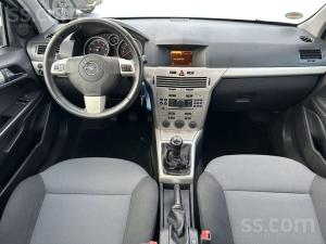 Pelēks Opel Astra 2008 Limbaži, ar dzinēja tilpumu 1.90 L un nobraukumu 254 tūkst. km par 3150 €, foto 9 vietnē AUTOMOTO.COM.LV