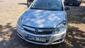 Pelēks Opel Astra 2008 Marijampole, ar dzinēja tilpumu 1.91 L un nobraukumu 372 tūkst. km par 1200 €, foto 7 vietnē AUTOMOTO.COM.LV