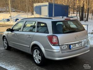 Pelēks Opel Astra 2008 Viļņa, ar dzinēja tilpumu 1.70 L un nobraukumu 335 tūkst. km par 1500 €, foto 4 vietnē AUTOMOTO.COM.LV