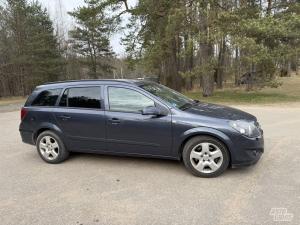 Pelēks Opel Astra 2008 Viļņa, ar dzinēja tilpumu 1.70 L un nobraukumu 355 tūkst. km par 1250 €, foto 3 vietnē AUTOMOTO.COM.LV