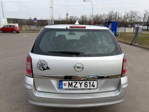 Grey Opel Astra 2008 in Vilnius, with an engine capacity of 1.90 L and mileage of 272 thousand km for 2300 €, photo 3 on AUTOMOTO.COM.LV