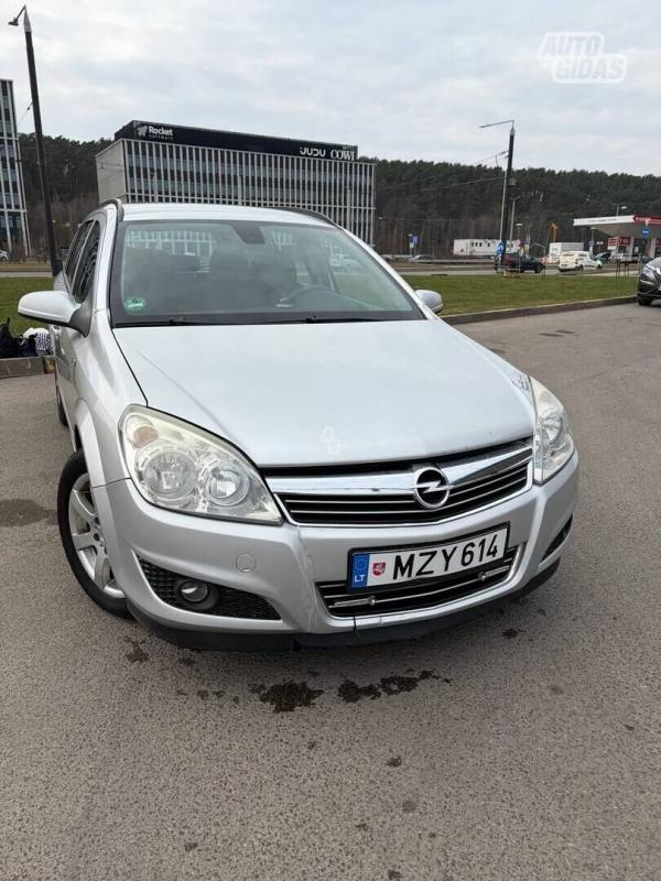 Pelēks Opel Astra 2008 Viļņa, ar dzinēja tilpumu 1.90 L un nobraukumu 272 tūkst. km par 2300 €, foto 6 vietnē AUTOMOTO.COM.LV