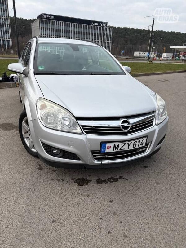 Pelēks Opel Astra 2008 Viļņa, ar dzinēja tilpumu 1.90 L un nobraukumu 272 tūkst. km par 2300 €, foto 8 vietnē AUTOMOTO.COM.LV