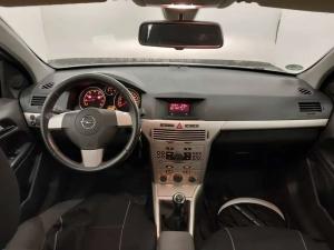 Pelēks Opel Astra 2008 Limbaži, ar dzinēja tilpumu 1.80 L un nobraukumu 217 tūkst. km par 3150 €, foto 7 vietnē AUTOMOTO.COM.LV