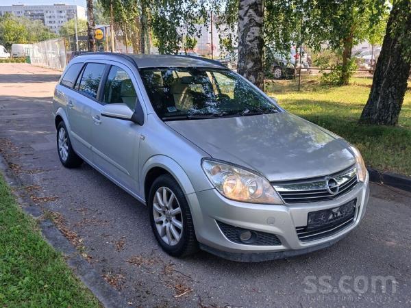 Pelēks Opel Astra 2008 Rīga, ar dzinēja tilpumu 1.70 L un nobraukumu 0 tūkst. km par 490 €, foto 4 vietnē AUTOMOTO.COM.LV