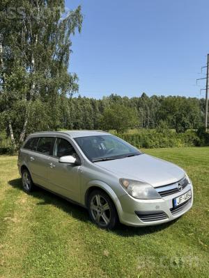 Grey Opel Astra 2008 in Ogre, with an engine capacity of 1.70 L and mileage of 0 thousand km for 1600 €, photo  on AUTOMOTO.COM.LV