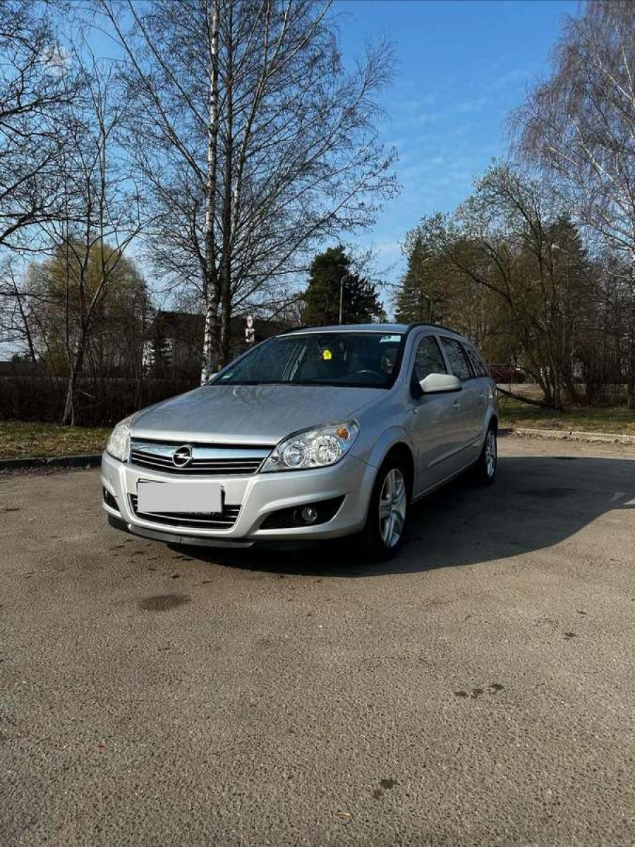 Pelēks Opel Astra 2008 Marijampole, ar dzinēja tilpumu 1.69 L un nobraukumu 227 tūkst. km par 1900 €, foto 3 vietnē AUTOMOTO.COM.LV