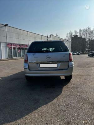 Pelēks Opel Astra 2008 Marijampole, ar dzinēja tilpumu 1.69 L un nobraukumu 227 tūkst. km par 1900 €, foto 8 vietnē AUTOMOTO.COM.LV