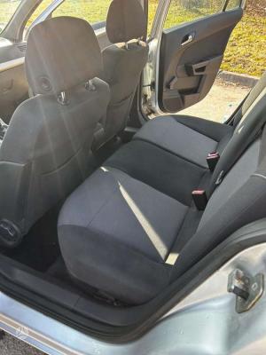 Pelēks Opel Astra 2008 Marijampole, ar dzinēja tilpumu 1.69 L un nobraukumu 227 tūkst. km par 1900 €, foto 11 vietnē AUTOMOTO.COM.LV