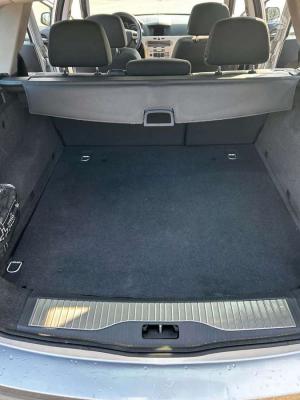 Pelēks Opel Astra 2008 Marijampole, ar dzinēja tilpumu 1.69 L un nobraukumu 227 tūkst. km par 1900 €, foto 14 vietnē AUTOMOTO.COM.LV