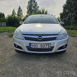 Pelēks Opel Astra 2008 Rīga, ar dzinēja tilpumu 1.90 L un nobraukumu 360 tūkst. km par 2150 €, foto 3 vietnē AUTOMOTO.COM.LV