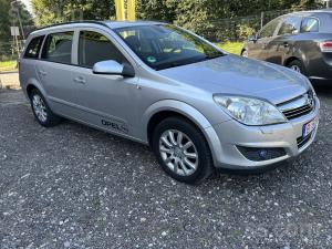 Pelēks Opel Astra 2008 Limbaži, ar dzinēja tilpumu 1.80 L un nobraukumu 217 tūkst. km par 3150 €, foto 4 vietnē AUTOMOTO.COM.LV