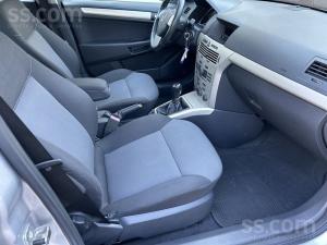 Pelēks Opel Astra 2008 Limbaži, ar dzinēja tilpumu 1.80 L un nobraukumu 217 tūkst. km par 3150 €, foto 9 vietnē AUTOMOTO.COM.LV