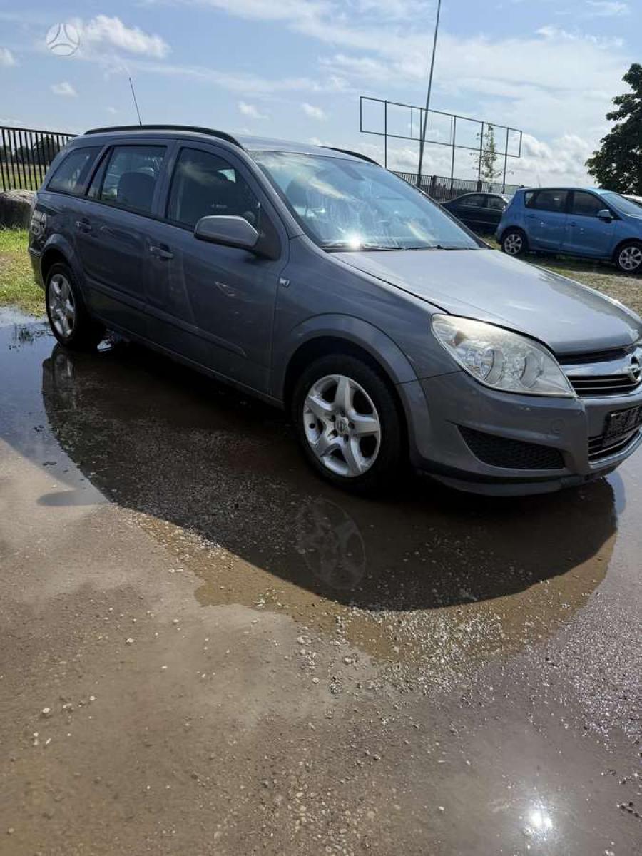Pelēks Opel Astra 2008 Jurbarkas, ar dzinēja tilpumu 1.36 L un nobraukumu 160 tūkst. km par 1999 €, foto 3 vietnē AUTOMOTO.COM.LV
