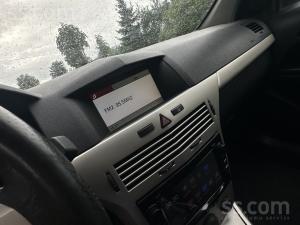 Grey Opel Astra 2008 in Jelgava, with an engine capacity of 1.70 L and mileage of 265 thousand km for 1750 €, photo 20 on AUTOMOTO.COM.LV