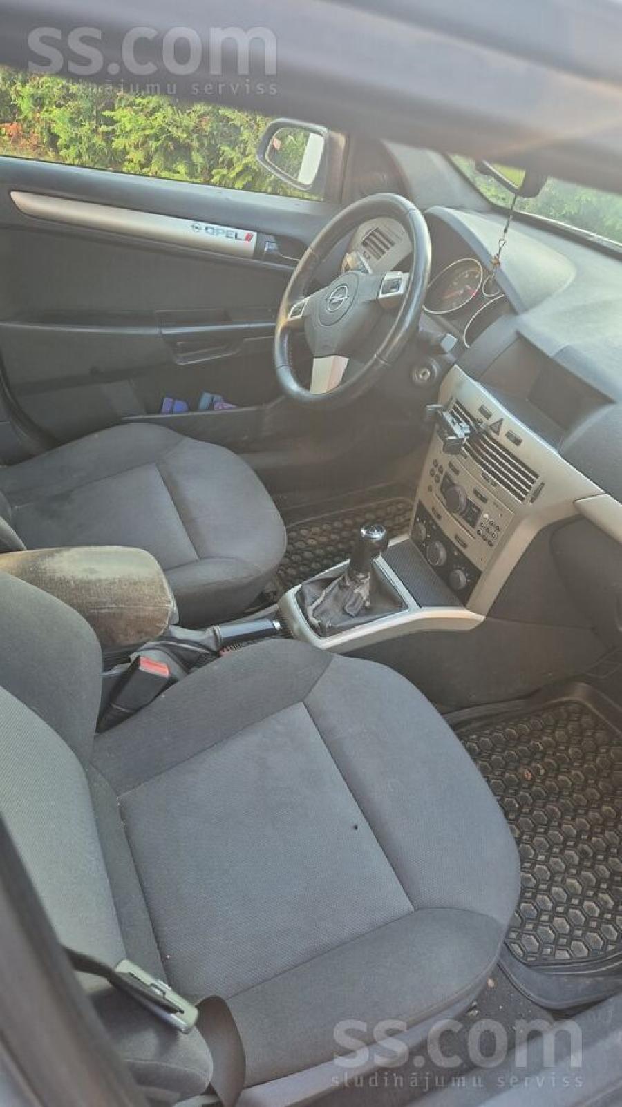 Pelēks Opel Astra 2008 Jelgava, ar dzinēja tilpumu 1.70 L un nobraukumu 248 tūkst. km par 880 €, foto 6 vietnē AUTOMOTO.COM.LV