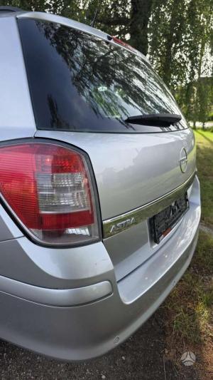Pelēks Opel Astra 2008 Šauļi, ar dzinēja tilpumu 1.90 L un nobraukumu 280 tūkst. km par 1999 €, foto 17 vietnē AUTOMOTO.COM.LV