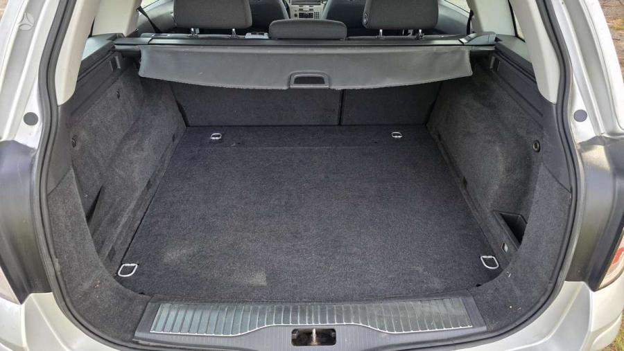 Pelēks Opel Astra 2008 Šauļi, ar dzinēja tilpumu 1.90 L un nobraukumu 280 tūkst. km par 1999 €, foto 35 vietnē AUTOMOTO.COM.LV