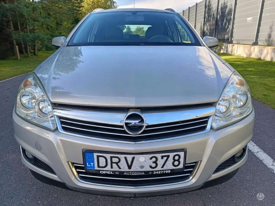 Pelēks Opel Astra 2008 Viļņa, ar dzinēja tilpumu 1.60 L un nobraukumu 190 tūkst. km par 1750 €, foto 8 vietnē AUTOMOTO.COM.LV