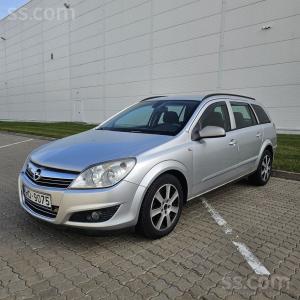 Pelēks Opel Astra 2008 Rīga, ar dzinēja tilpumu 1.90 L un nobraukumu 360 tūkst. km par 1440 €, foto 1 vietnē AUTOMOTO.COM.LV