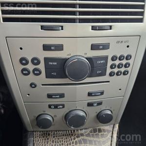 Pelēks Opel Astra 2008 Rīga, ar dzinēja tilpumu 1.90 L un nobraukumu 360 tūkst. km par 1440 €, foto 19 vietnē AUTOMOTO.COM.LV