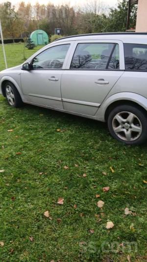 Pelēks Opel Astra 2008 Ogre, ar dzinēja tilpumu 1.70 L un nobraukumu 383 tūkst. km par 2000 €, foto 5 vietnē AUTOMOTO.COM.LV