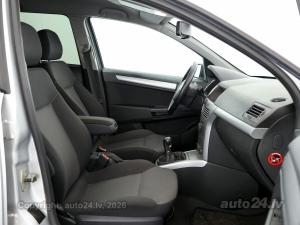 Pelēks Opel Astra 2009 Tallina, ar dzinēja tilpumu 1.70 L un nobraukumu 368 tūkst. km par 1299 €, foto 7 vietnē AUTOMOTO.COM.LV
