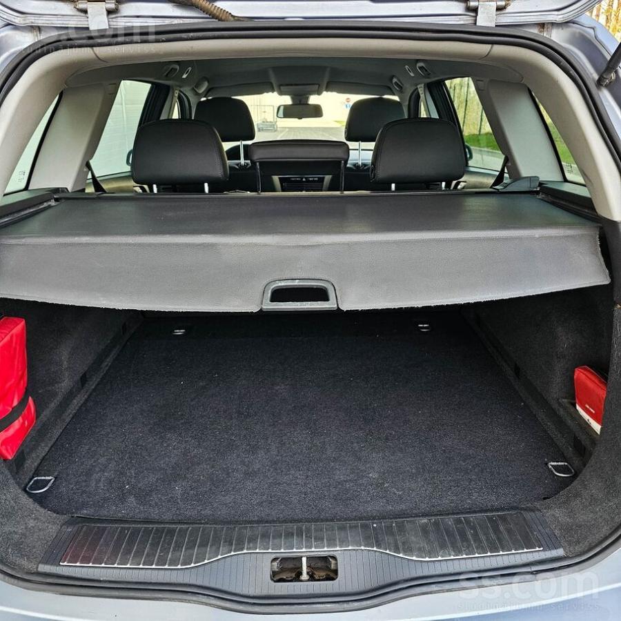 Pelēks Opel Astra 2009 Rīga, ar dzinēja tilpumu 1.70 L un nobraukumu 310 tūkst. km par 2110 €, foto 9 vietnē AUTOMOTO.COM.LV