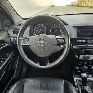 Pelēks Opel Astra 2009 Rīga, ar dzinēja tilpumu 1.70 L un nobraukumu 310 tūkst. km par 2110 €, foto 13 vietnē AUTOMOTO.COM.LV